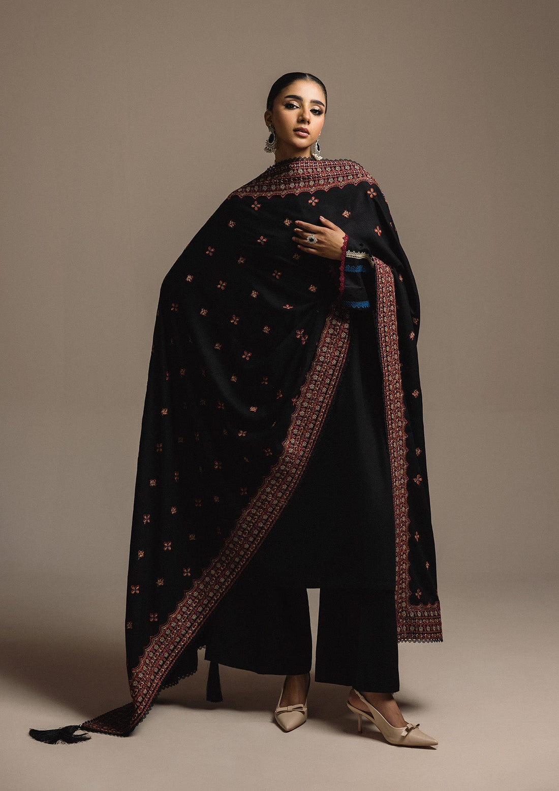 Aik Atelier Aik Roz Karandi 25